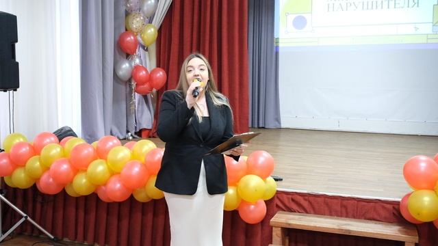 Яркий выпускной в корпусе Софьи Ковалевской (2025)