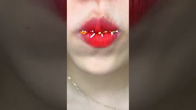 asmr ФУТБОЛЬНЫЙ МЯЧ ЖЕВАТЕЛЬНЫЙ (ПОСЫПКА POP ROCKS) звуки еды