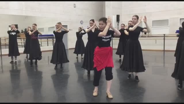 ГУЛЬСИНА-УРОК ИСПАНСКОГО ЖЕНСКОГО ТАНЦА