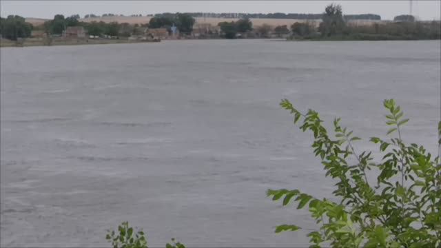Прогулка по берегу Бахтемира.