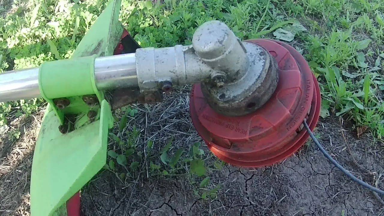 СМАЗКА РЕДУКТОРА БЕНЗОТРИММЕРА, ПЕРВАЯ ЗА ВОСЕМЬ ЛЕТ.