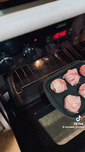 Мясные мячики с сыром