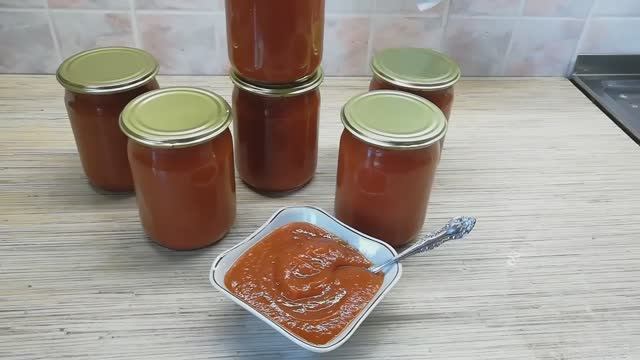 Отличный кетчуп из кабачков.