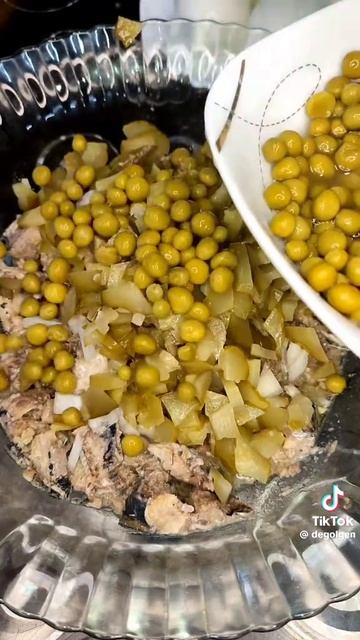 Салат с консервой ССР