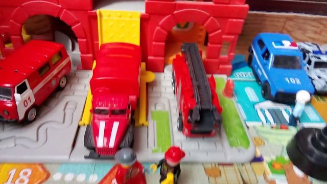 Пожарная часть на моём макете посёлка Калинин. Очень интересный и лучший видос на свете.