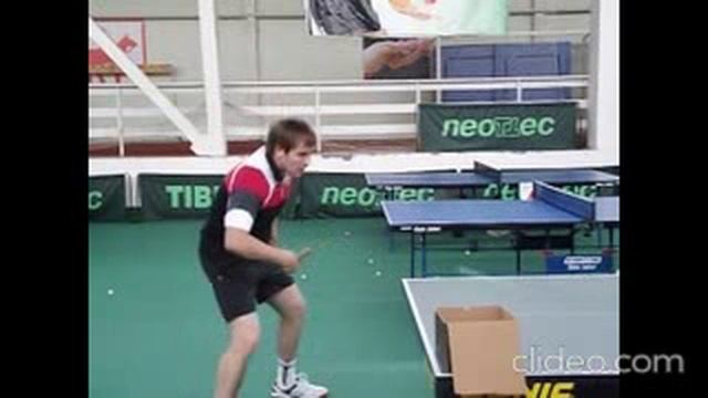 А.Власов. Атакующие удары справа и слева. Тренировка у стола 2012 г.