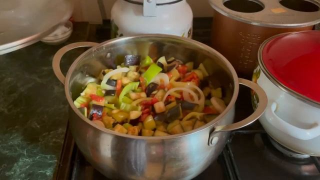 Консервация__Салат ‘’ПЯТЕРОЧКА’’ с БАКЛАЖАНАМИ на Зиму👍 без стерилизации😋Домашняя Кухня СССР