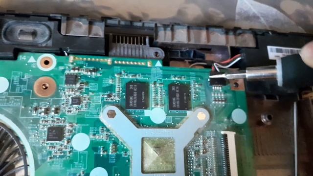 Как разобрать ноутбук hp tpn q 132