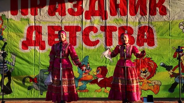 18 Яна Бабина и Софья Ланина – «Ко мне ноне Егорушка приходил.»