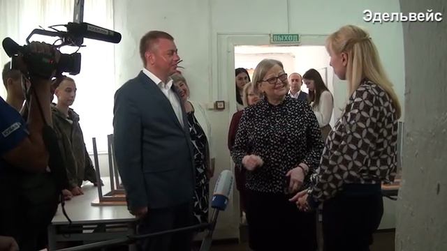 Рабочая поездка в Апшеронский район А.А. Миньковой