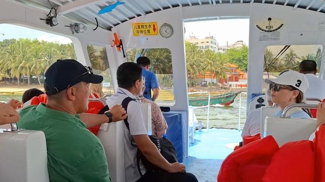 Паром. Остров Обезьян. Хайнань. 10.05.2025