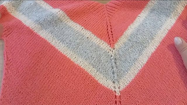 Пуловер ,,Чайка,, со смещенной линией реглана