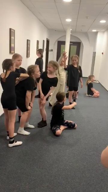 Репетитция в гостинице.....