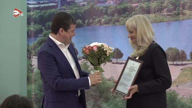 В ДК «Сатурн» чествовали лучших сотрудников социальной сферы