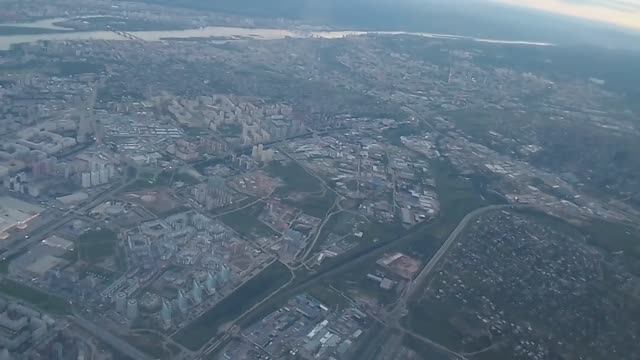 Красноярск с Неба из Иллюминатора Самолёта / Посадка в Аэропорту Емельяново