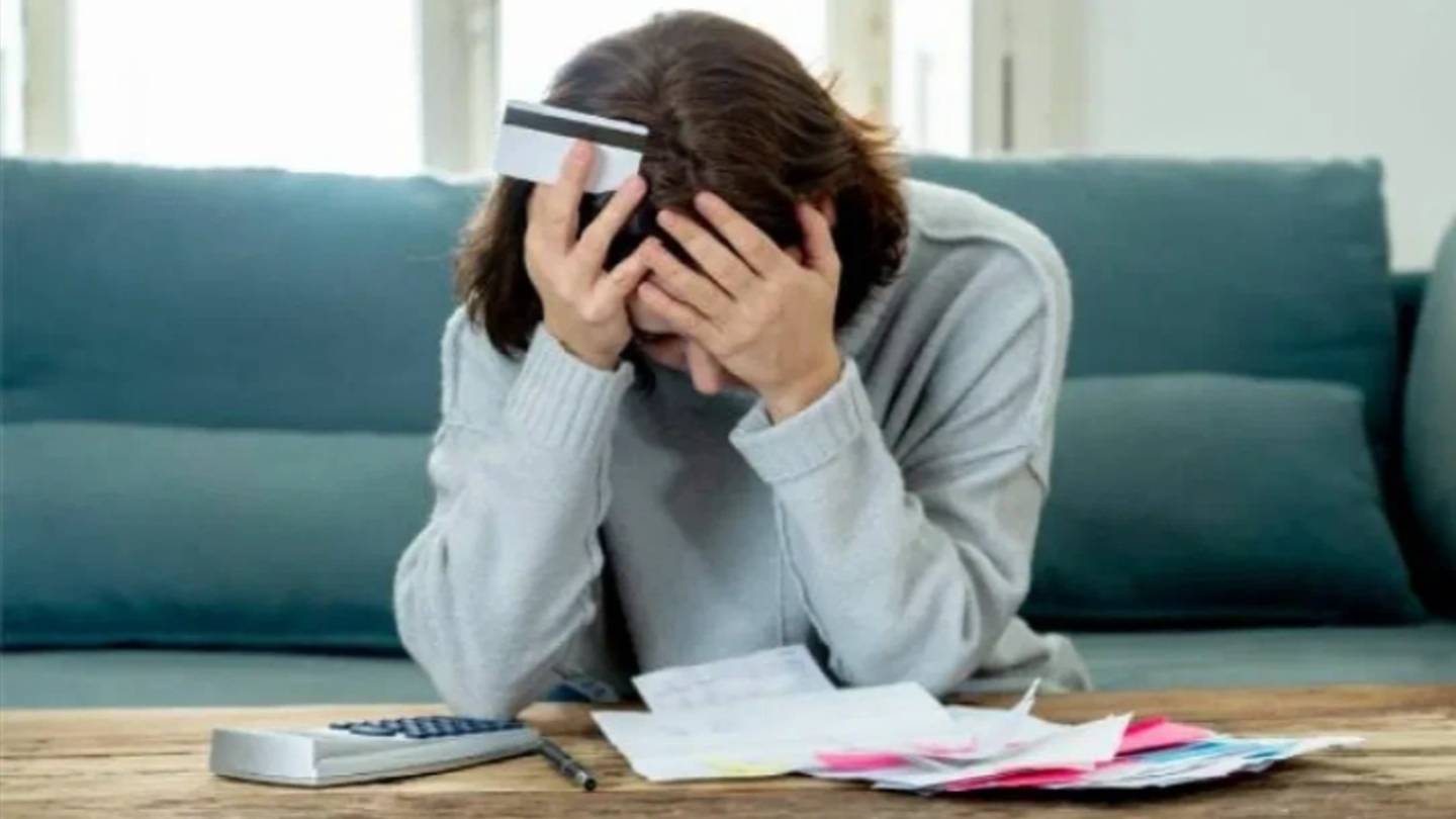 КАК ГРАМОТНО БОРОТЬСЯ С НЕБОЛЬШИМИ ДОЛГАМИ