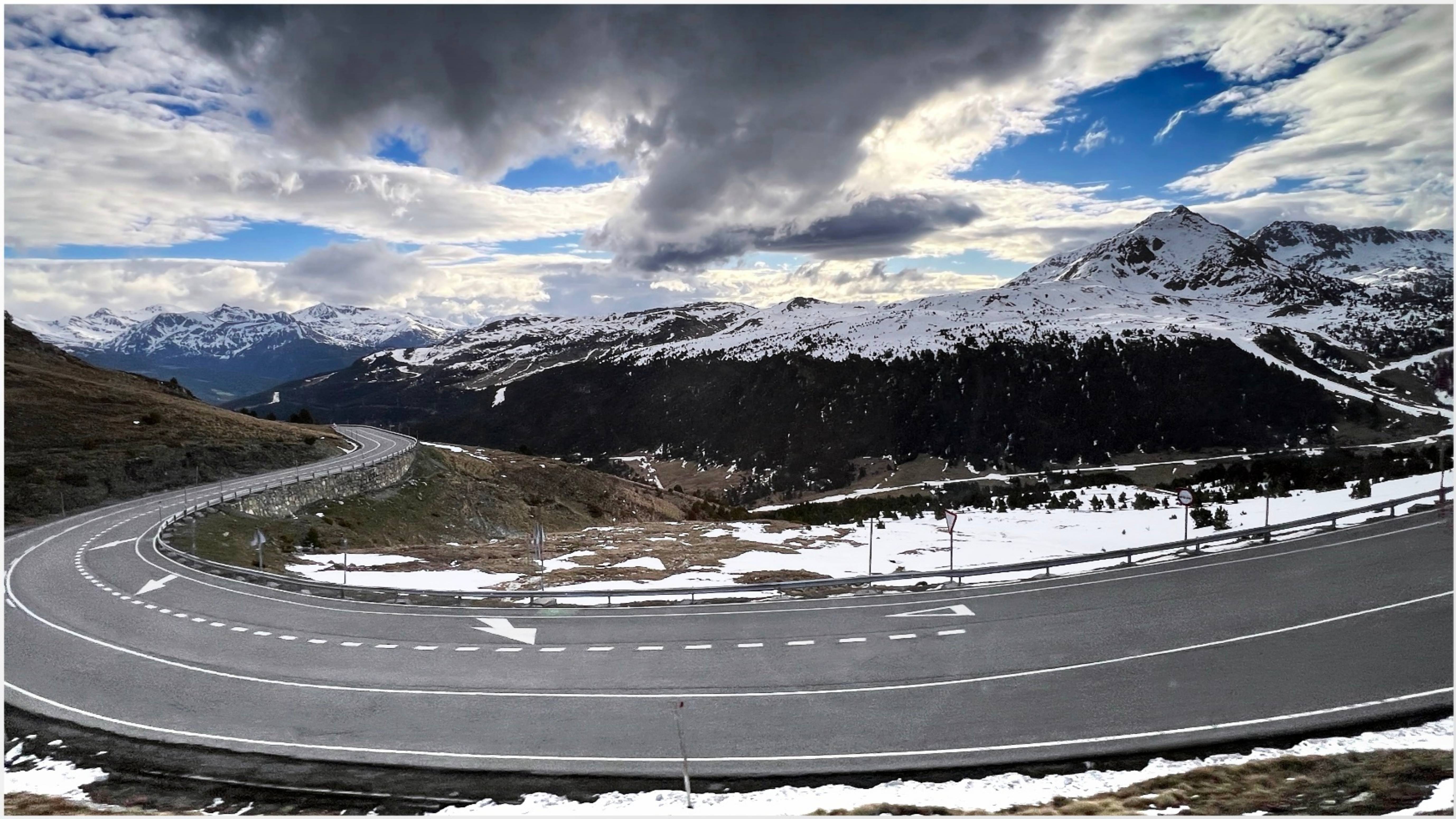 🚌"Андорра-ла-Велья 🇦🇩  ИСПАНСКИЙ 🇪🇸 Походы и треккинг в Пиренеях 🌄 ЧИСТОЕ ПУТЕШЕСТВИЕ.