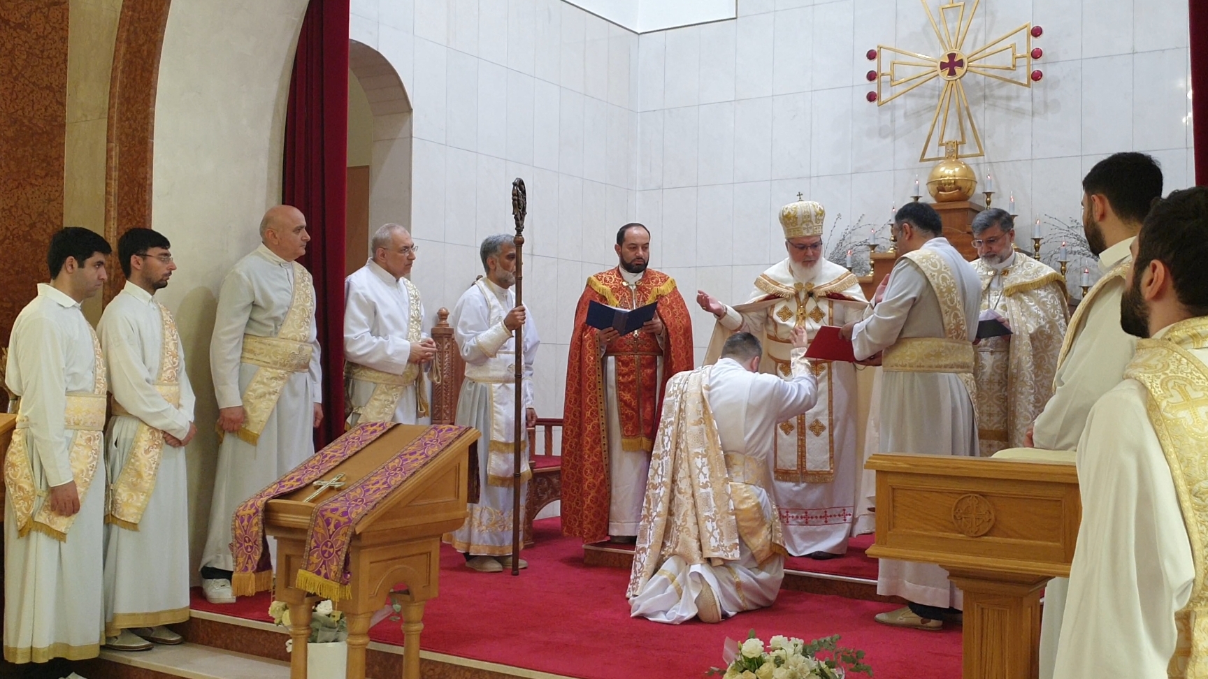 Ассирийцы 🔵⚪🔴 Рукоположение в священники в Ассирийской Церкви Востока Святой Девы Марии в Москве .