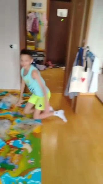 3 серия сериала "Куда пропала Аня?"