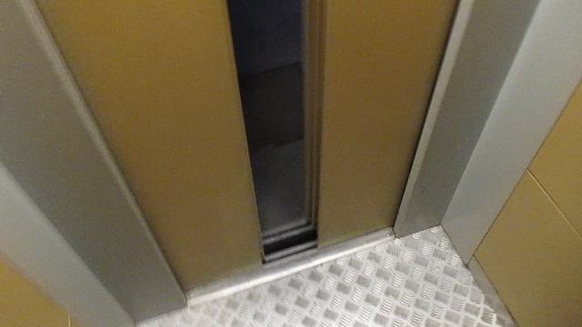 Лифт КМЗ-(PROTON) @ М.О. г. Жуковский, ул. Туполева, д. 9-3 (4)