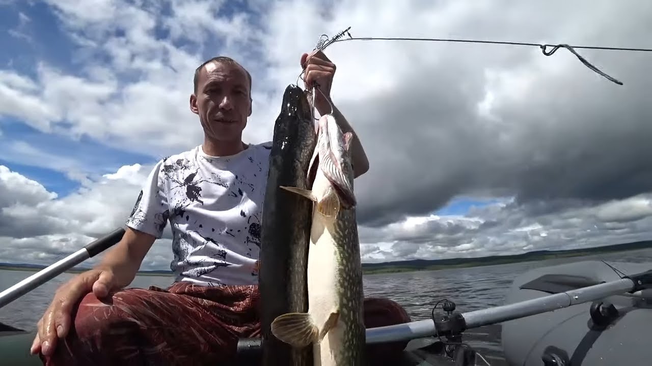 Адреналин на воде: ловля щуки с лодки.
