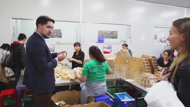 Посещение заводов по производству косметики в КНР