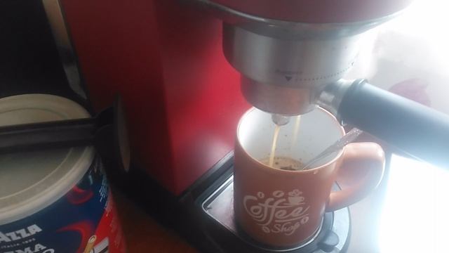 Рожковая кофеварка VID_20250603_093147