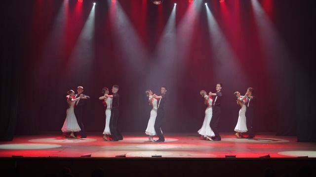 Вальс франс.