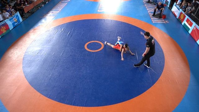 Волгоград 2025г.2015-2017 г.р. Вес 32 кг. 1/2 финала Пхиденко Данил (Волгоград)-Мамедов Анвар (Крым)