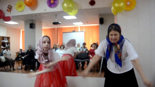 Шуточный танец «Матрешки»