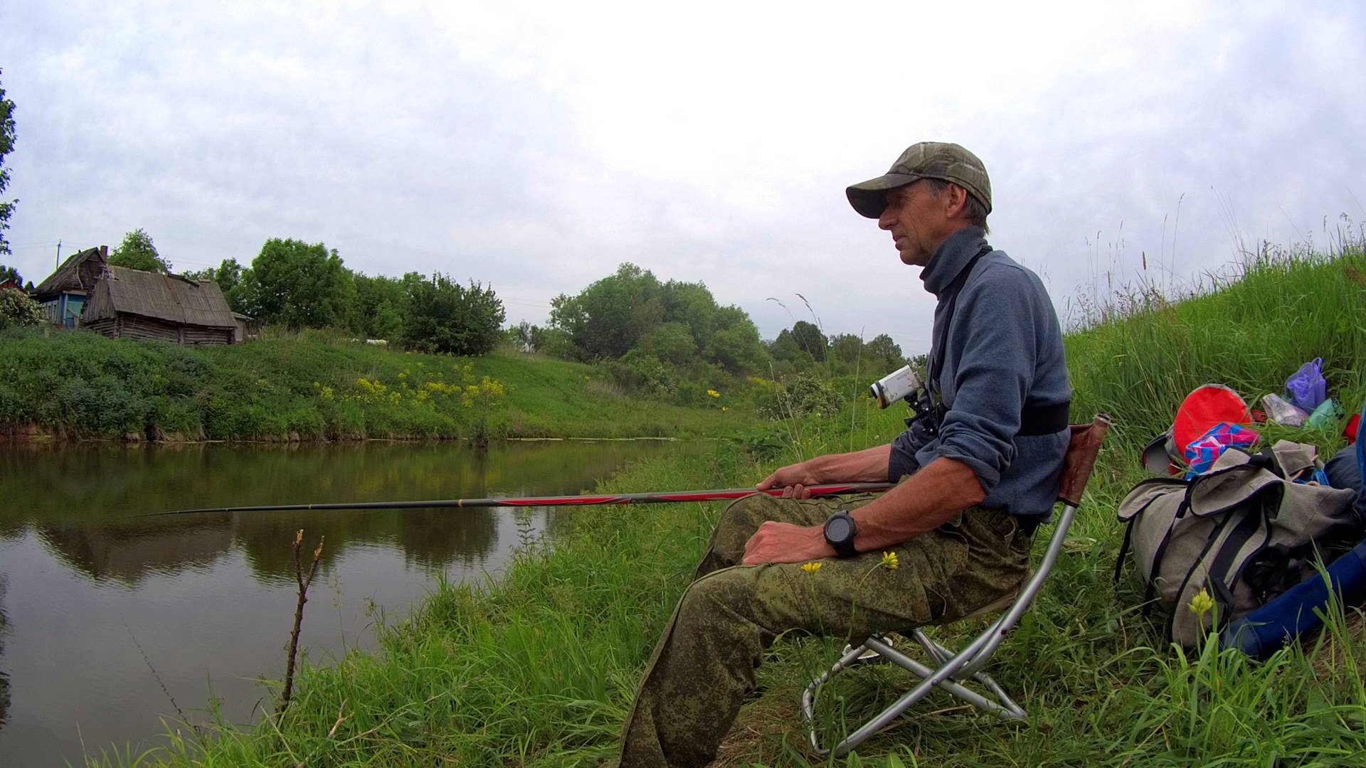 РЫБАЛКА ИЗ ДЕТСТВА. КАРАСИКИ НА ТЕСТО. Тестирую новый поплавок.