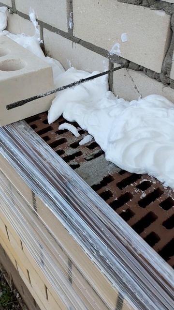 Утепление пеноизолом при застройке дома