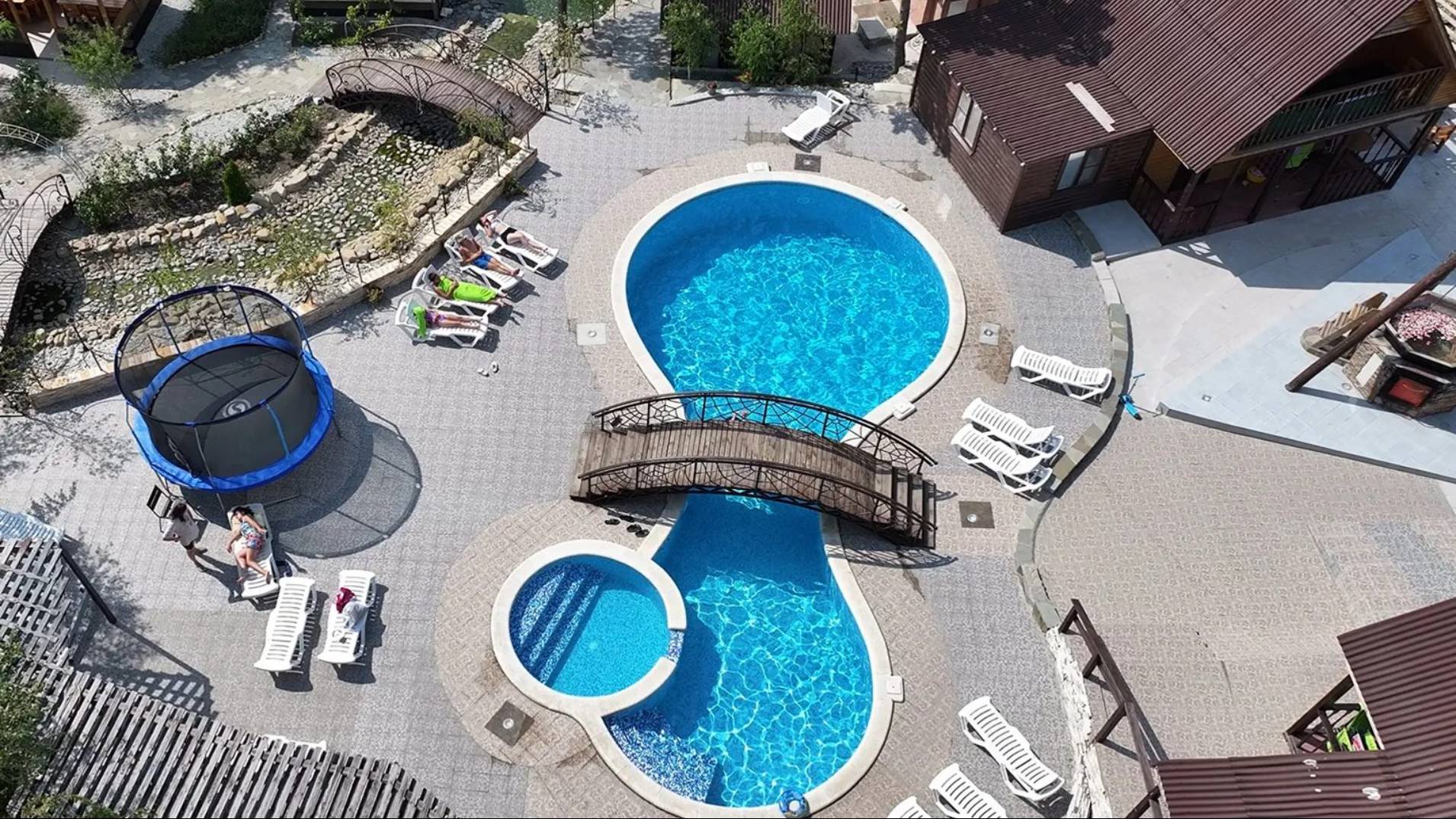 🏡 №603 Сдаётся посуточно двухэтажный дом, балкон с видом на горы, бассейн - Кабардинка Геленджик