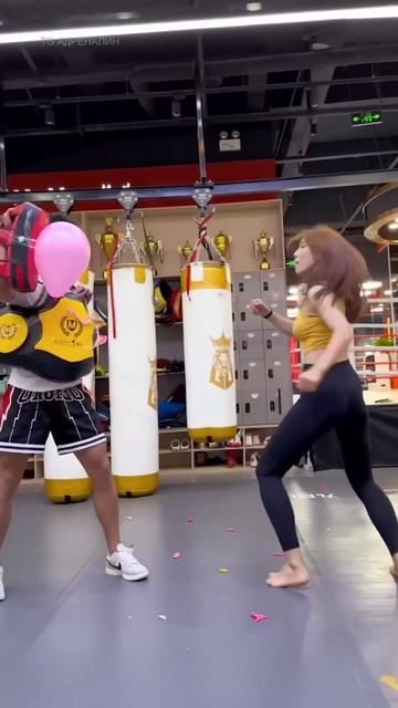 Эта девушка сможет за себя постоять