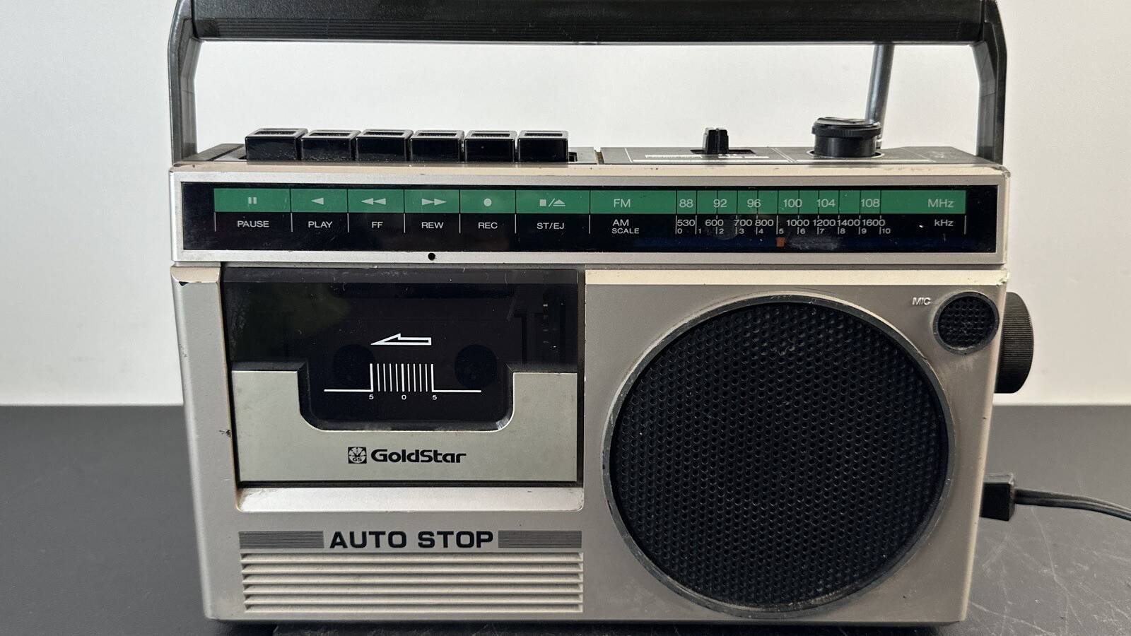 Редкий винтажный кассетный магнитофон GOLDSTAR TCR-131 AM/FM-радио-Корея -70-Х