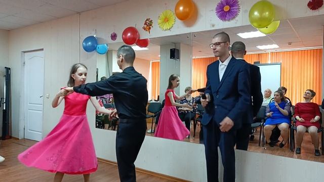 Р. Воробьев «Никто тебя не любит так, как я»