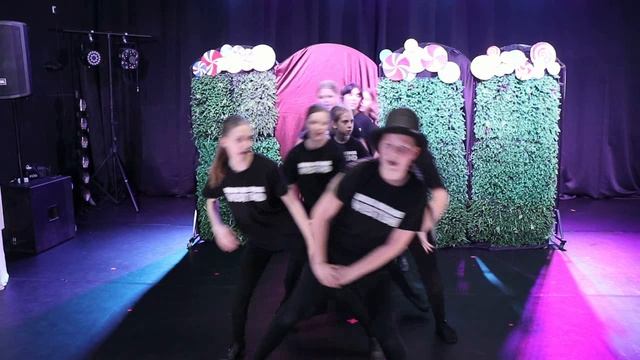 Вот и страна чудес. Открытый урок школьников 5.