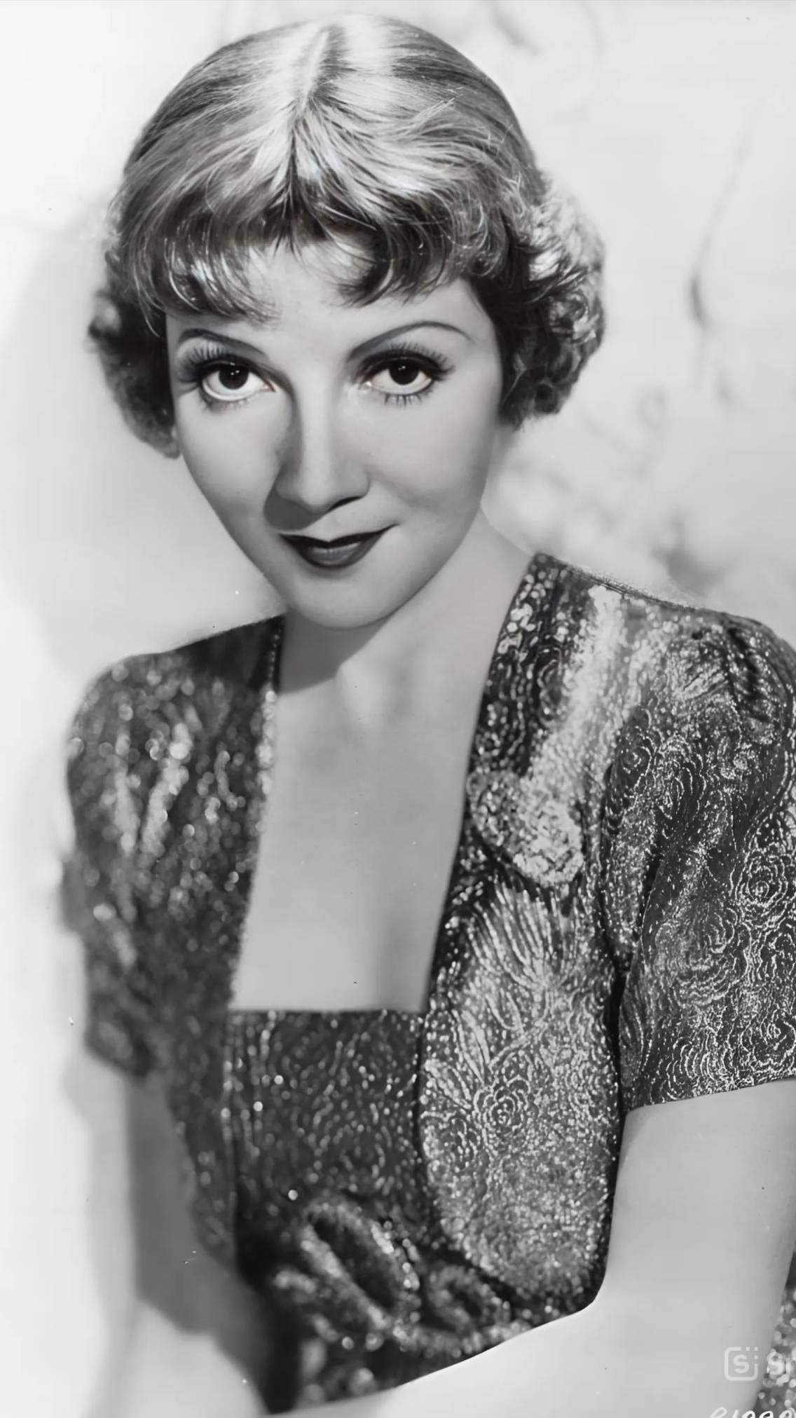 КЛОДЕТ КОЛЬБЕР (1903-1996), актриса, которая растворялась в любом жанре