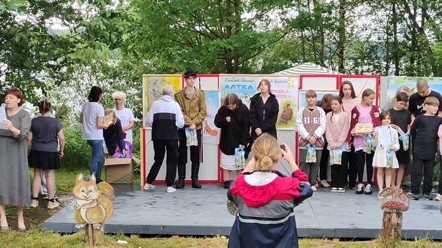 В фестивале театральных коллективов принимали участие... Бианковский праздник в Боровно