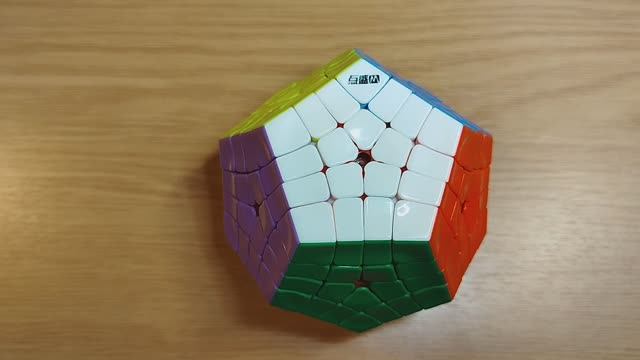 Коллекция головоломок. Часть 88. DianSheng Galaxy Master Kilominx M