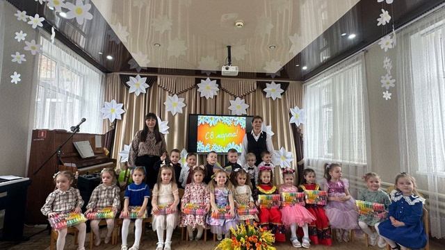 Итоговый видеоотчет группы Пчелки