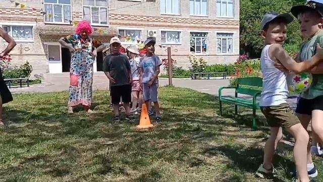 "День друзей"