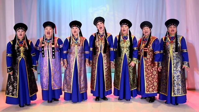 Попурри бурятских песен, исп. Бурятский этнокультурный центр семьи «Хараасгай», г. Улан-Удэ, Бурятия