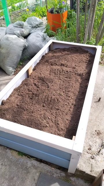 Грядка из сайдинга. Часть 2-я.