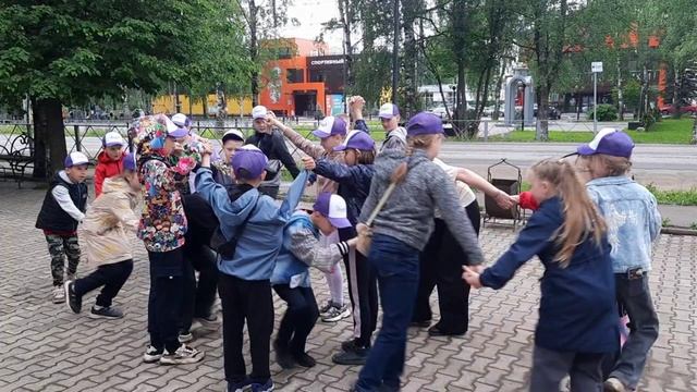 Уличные хороводы