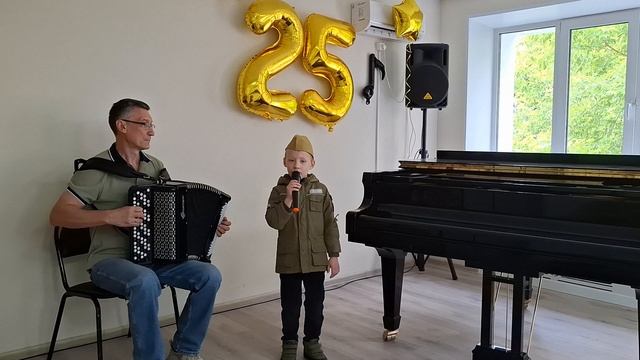 "Катюша" поёт Георгий Баламцарашвили