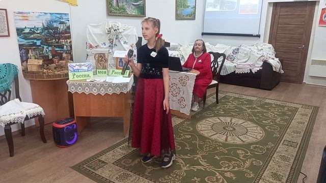 Клуб Золотой возраст. Демидовский КЦСОН. Мои поздравления с днём России! Песня ХИТ! Слушайте все!