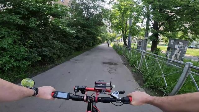 11 июня 2025. Санкт-Петербург. Поездка на электровелосипеде.