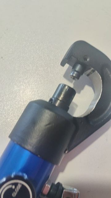 Ручной гидравлический пресс для установки кнопок DOT 15 мм усиленный