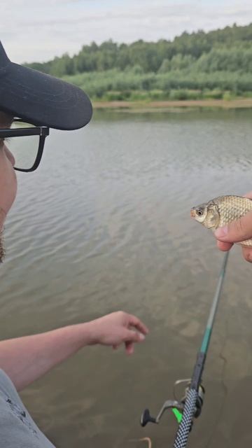 Золотая рыбка на рыбалке )))
